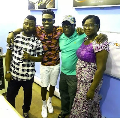 BBN winner Efe meets Kenny Ogungbe at RayPower FM (photos)