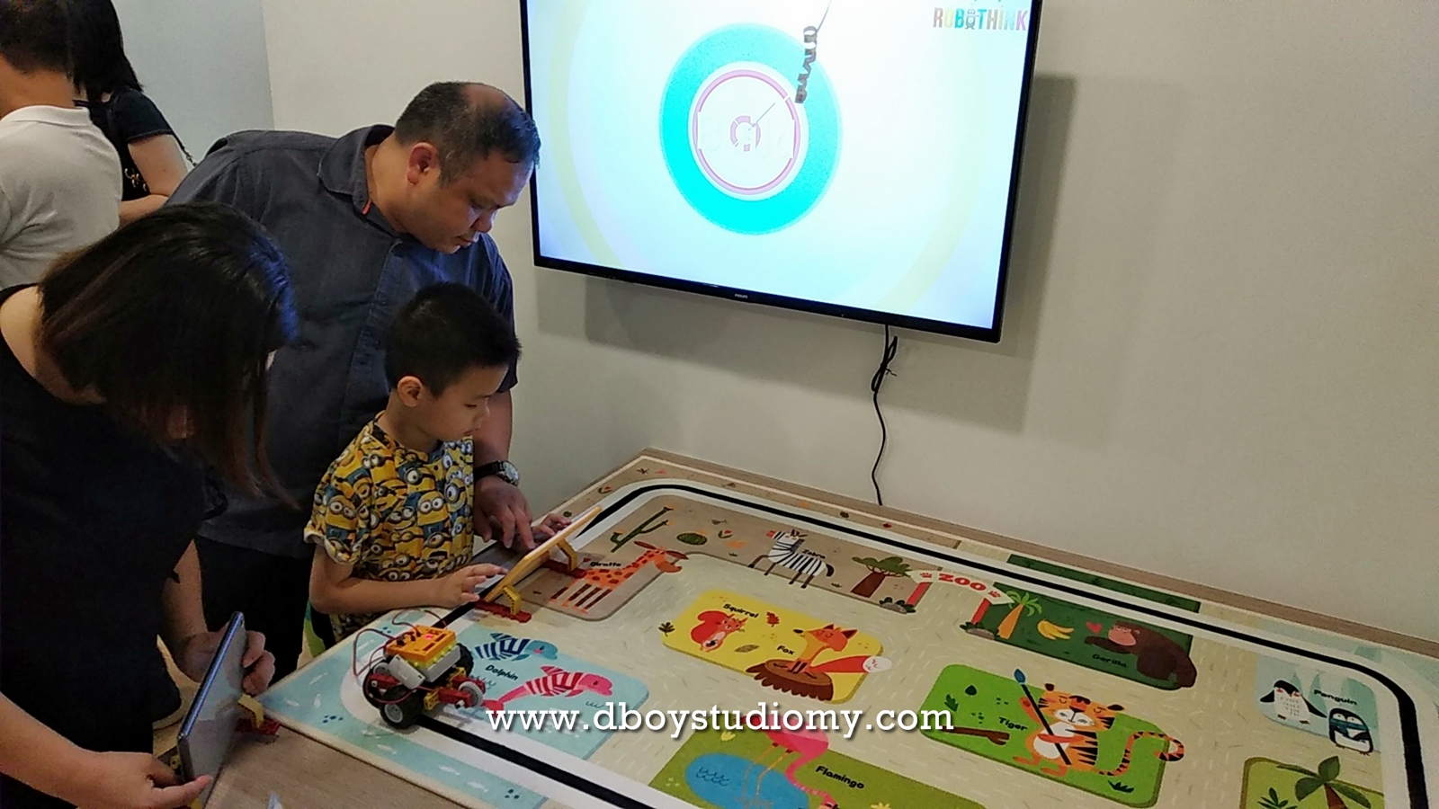 Perasmian RoboThink Malaysia Bertempat di Centrepoint, Bandar Utama. - dboystudio