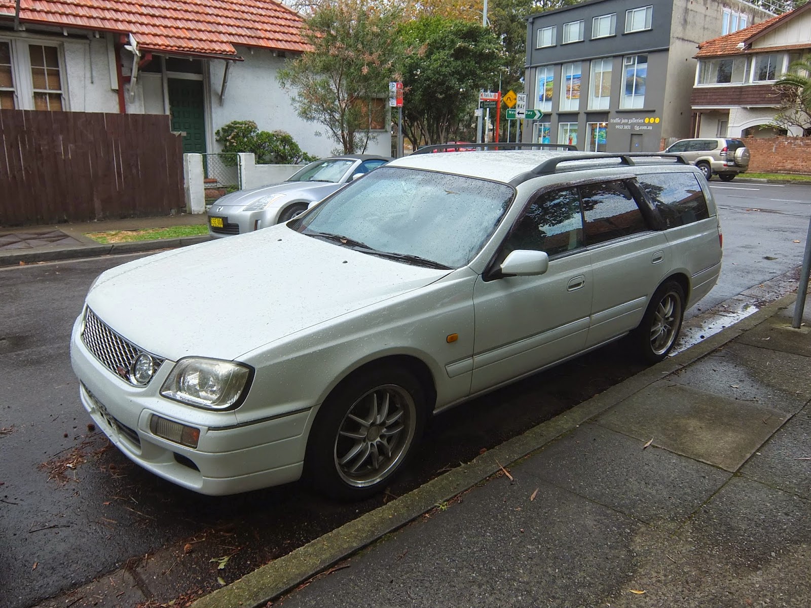 Aussie Old Parked Cars: 2000 Nissan Stagea RS (WC34 Series 2)