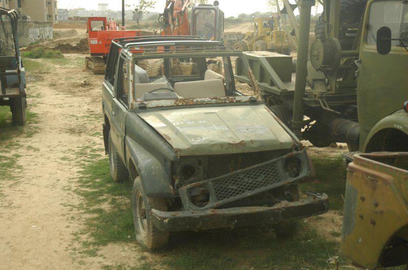 Pak Vehicles : JUNKYARD OF PAKISTAN ARMY