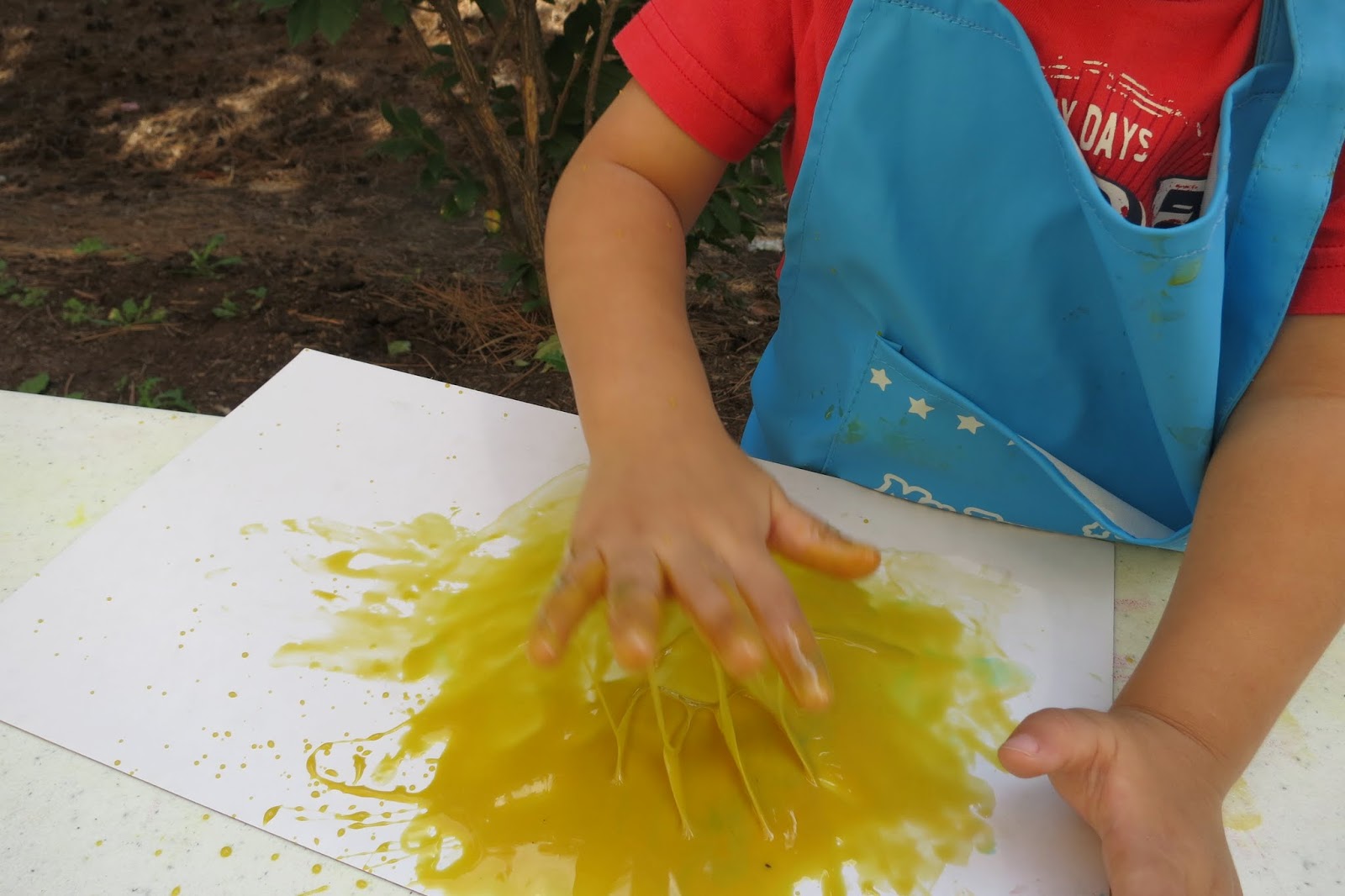 Toddler Art Class: Sticky Finger Painting : library makers