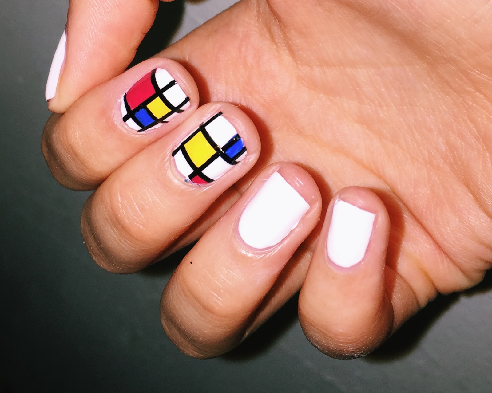 The Nail Snail: Mondrian nails