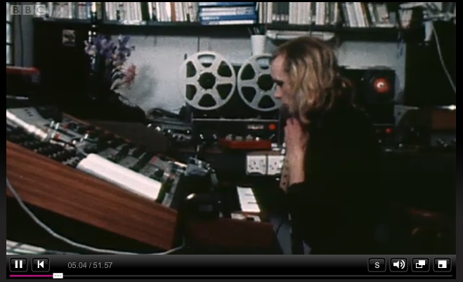 MATRIXSYNTH: Roxy Music's Brian Eno's Custom Dual EMS SYNTHI