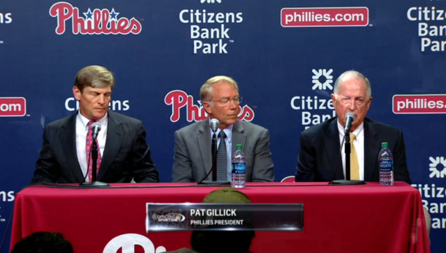 Free_AEC on MLB: JOHN MIDDLETON gives Phillies Fans the Finger