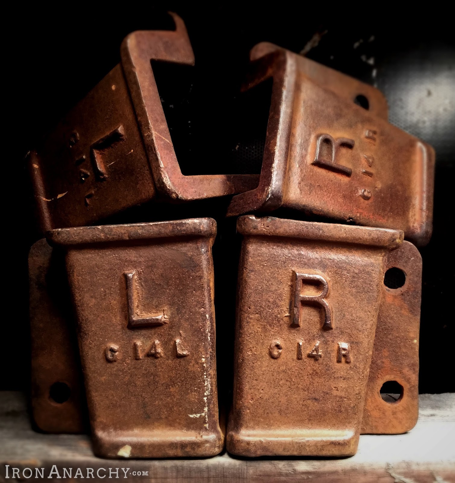 Lineberry Cart Corner Stake Bracket Hardware