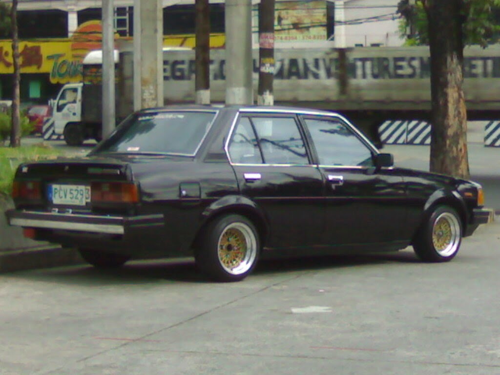 Deru Mesin: Toyota Corolla DX, Tua dan sederhana Namun Tetap di Buru!