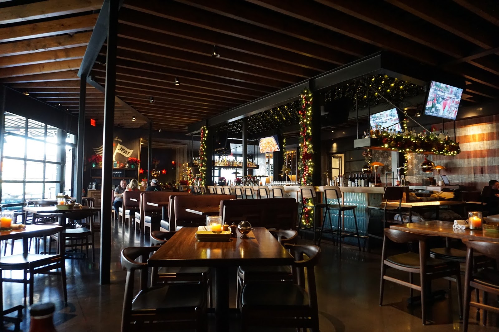 Why All The Dishes At Jimmy's Famous American Tavern Are Worth Savoring ...