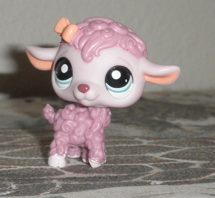 Collectomania: LPS Lambs