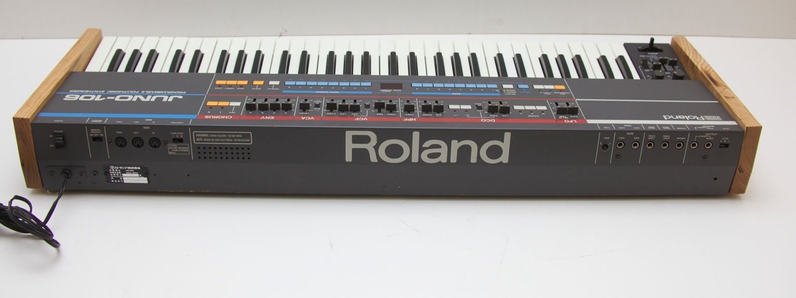 MATRIXSYNTH: Roland Juno-106 Vintage SN 491426 with Wood Side Panels