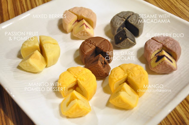 CHASING FOOD DREAMS: Hong Kong Mei-Xin (MAXIM) Mooncakes: Bringing in ...