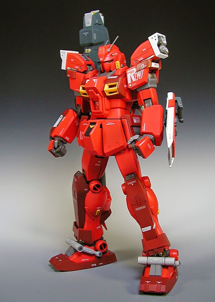 Custom Build: MG 1/100 Gundam 05 "Red Warrior"