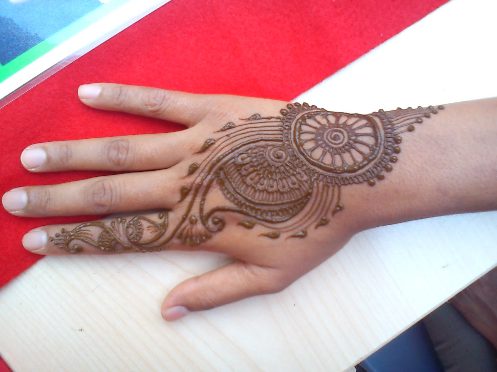 Samarpan Arts: Hari Raya Henna at Elias CC
