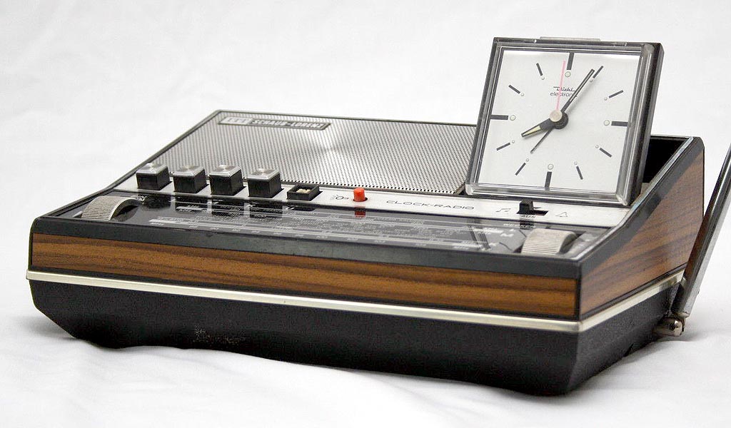 iTT Schaub Lorenz Clock-Radio 101 в Московском магазине винтажной ...