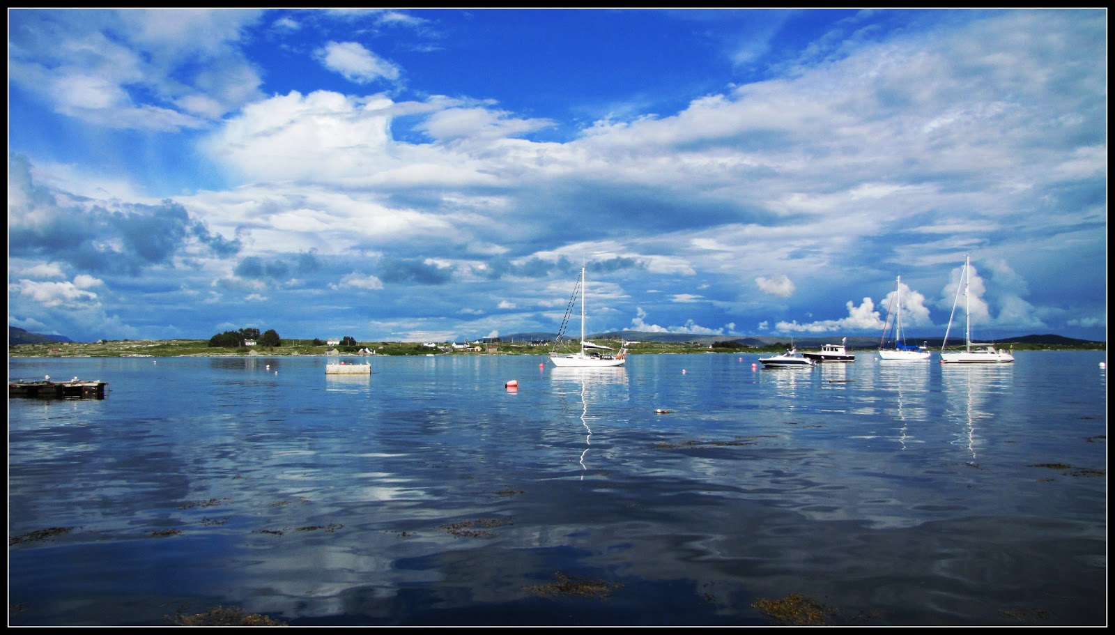 Picturing Ireland : Roundstone in Connemara