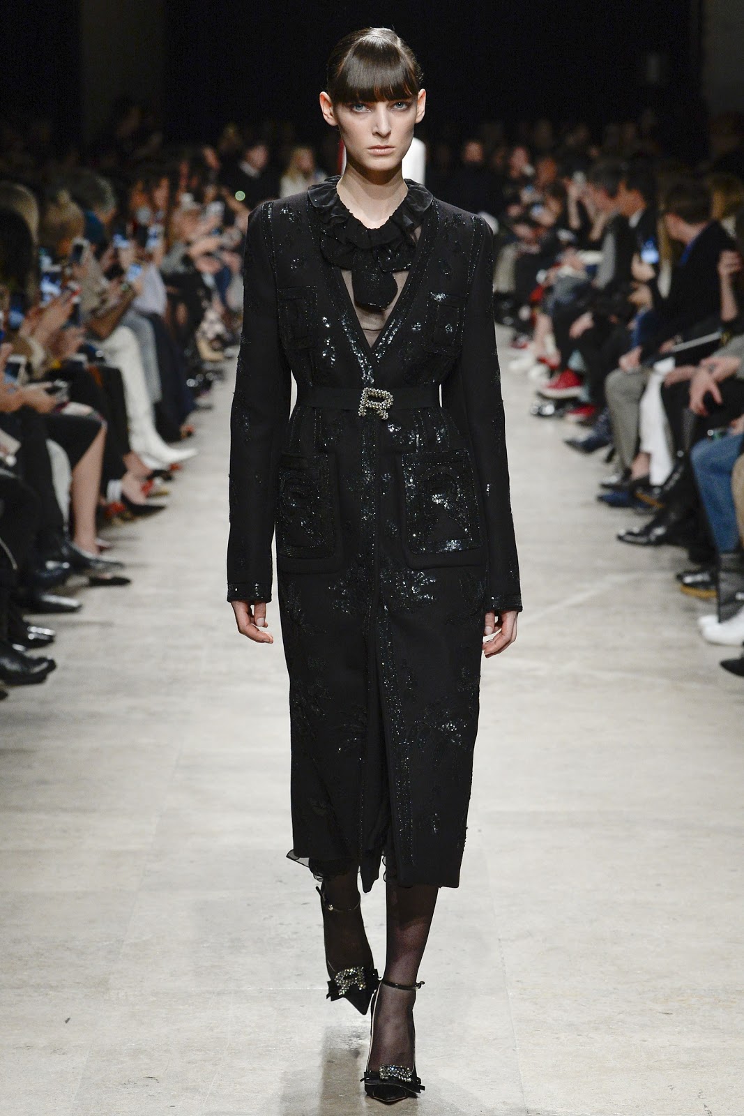 Runway : Rochas Fall 2017 Collection at Paris Fashion Week | Cool Chic ...