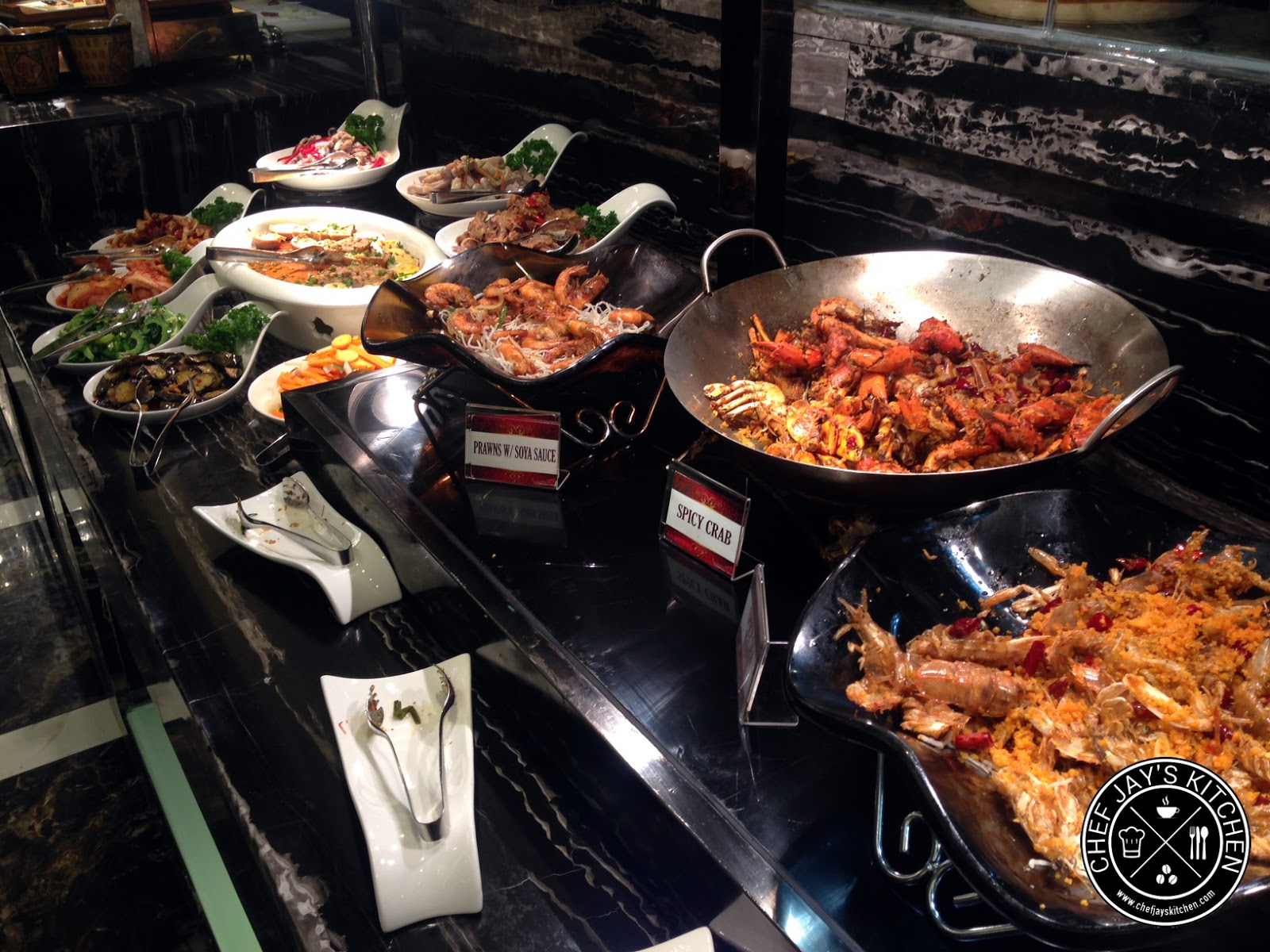 Buffet 101 International Cuisine: A Sea of Food at The Largest Buffet ...