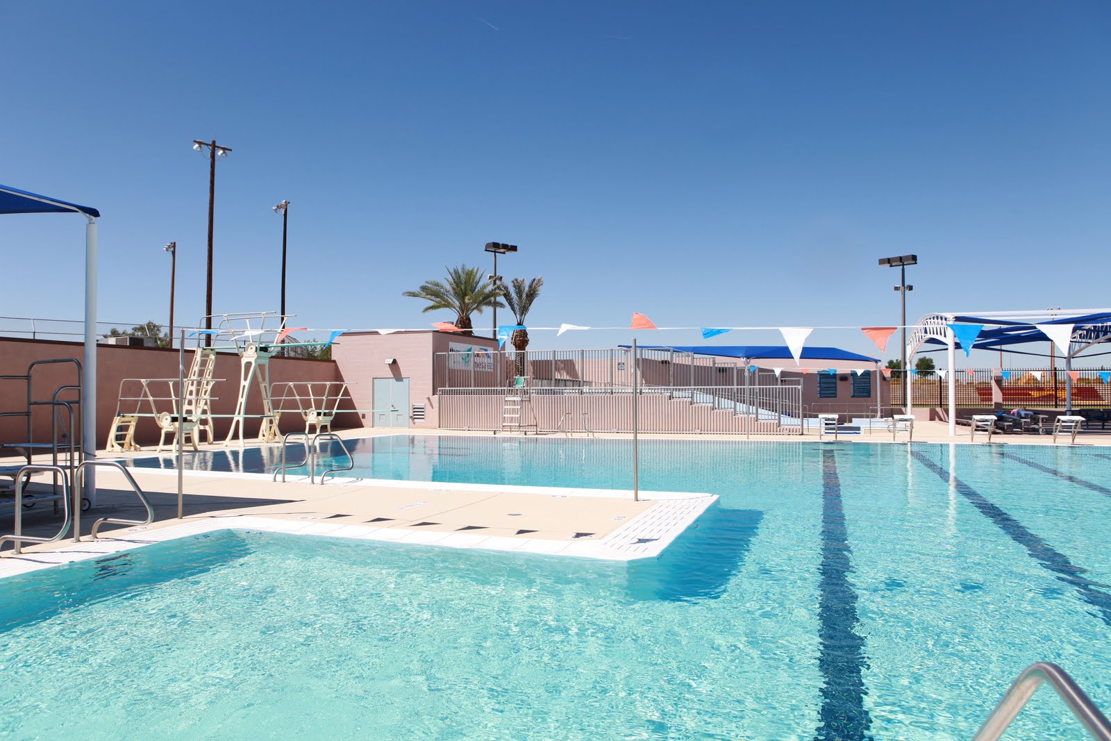 i heart mesa.: The FlowRider at Rhodes Aquatic Complex