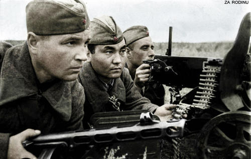 HISTORY OF WAR IN PICTURES: SOLDIERS: FACES OF WAR