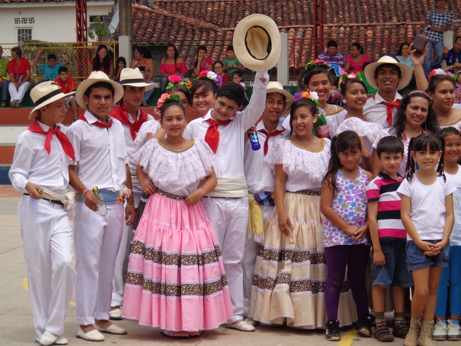 CULTURA E HISTORIA DE CHARALA: CULTIVANDO EL FOLCLOR DE MI TIERRA