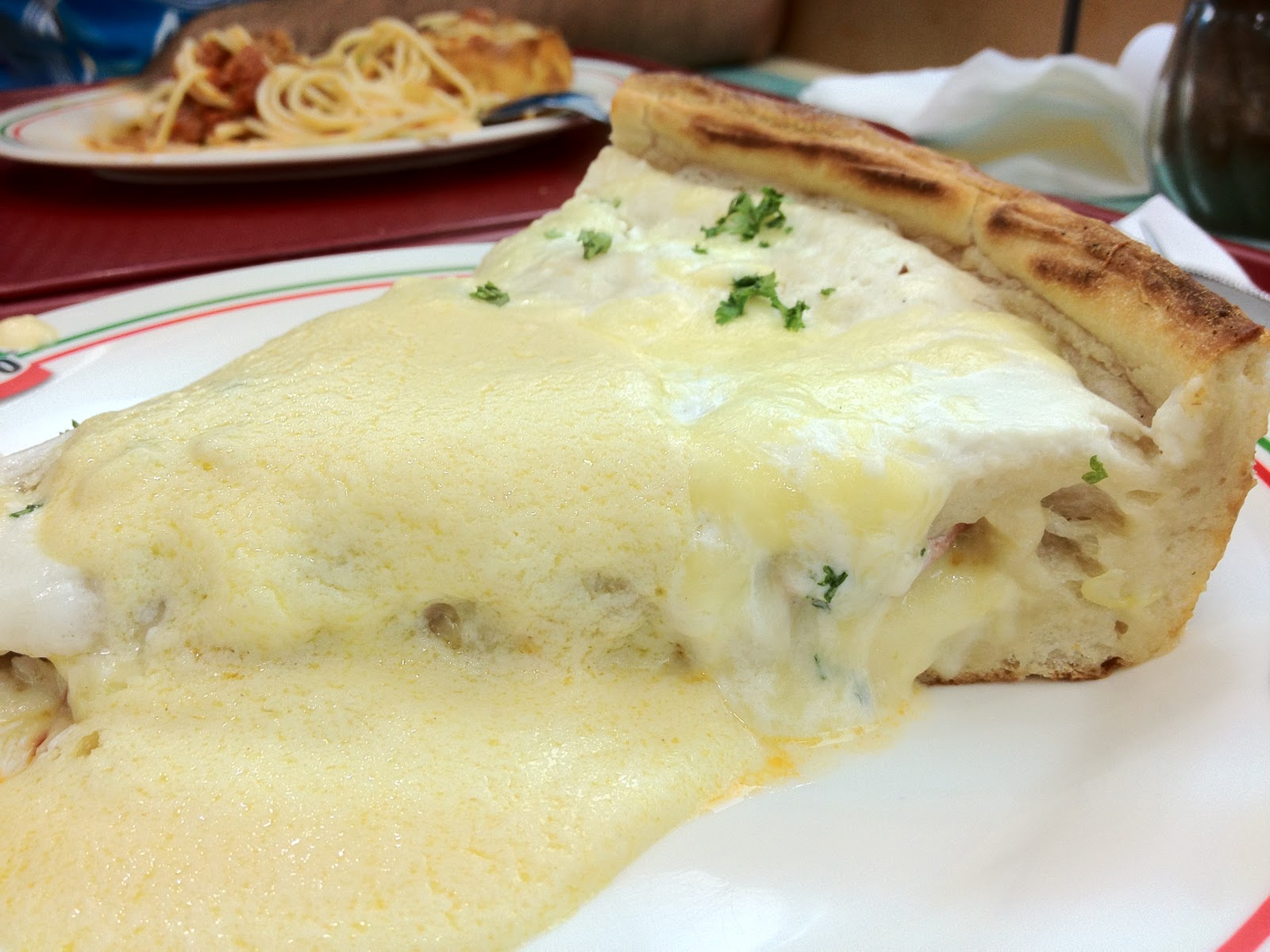 iPhone 4S Shot of the Week: Sbarro's Chicago White Stuffed Pizza ...