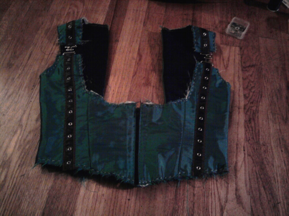 Miss Leah Wilde's Sewing Blog: Gypsy Steampunk: The Corset - Photos