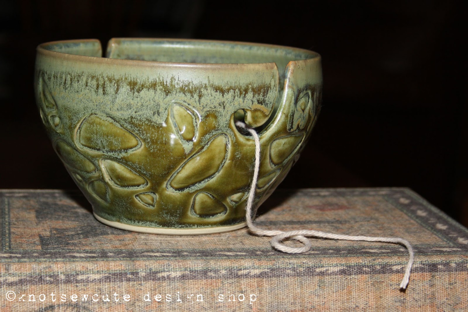 knotsewcute : yarn bowl.