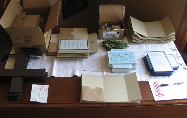 Laura McCabe Designs: DIY Homemade Wedding Invitations!