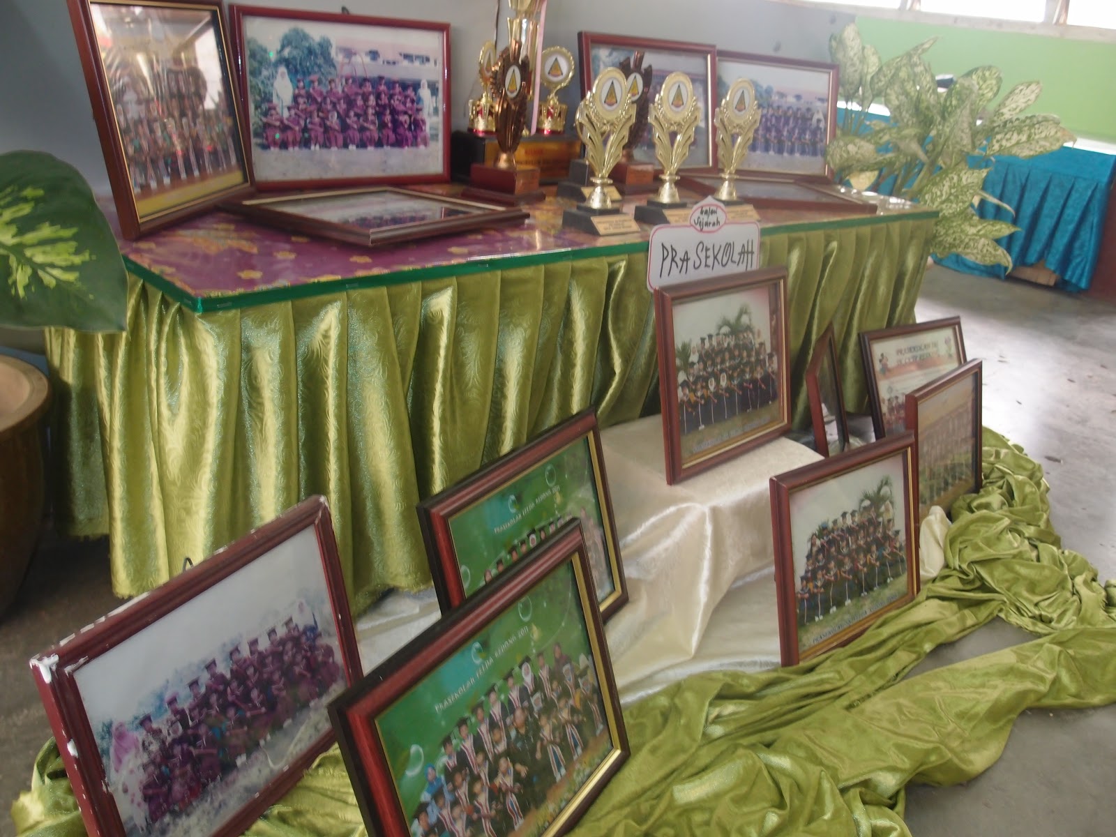 GALERI GAMBAR ~ Galeri Sejarah SK Felda Redong