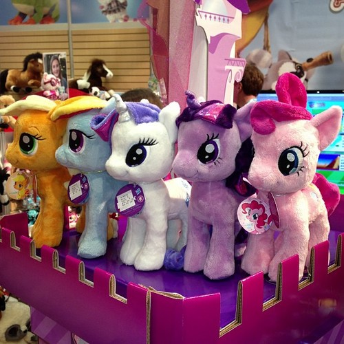 Equestria Daily - MLP Stuff!: More Toy News - Plushes and Beanies and More!