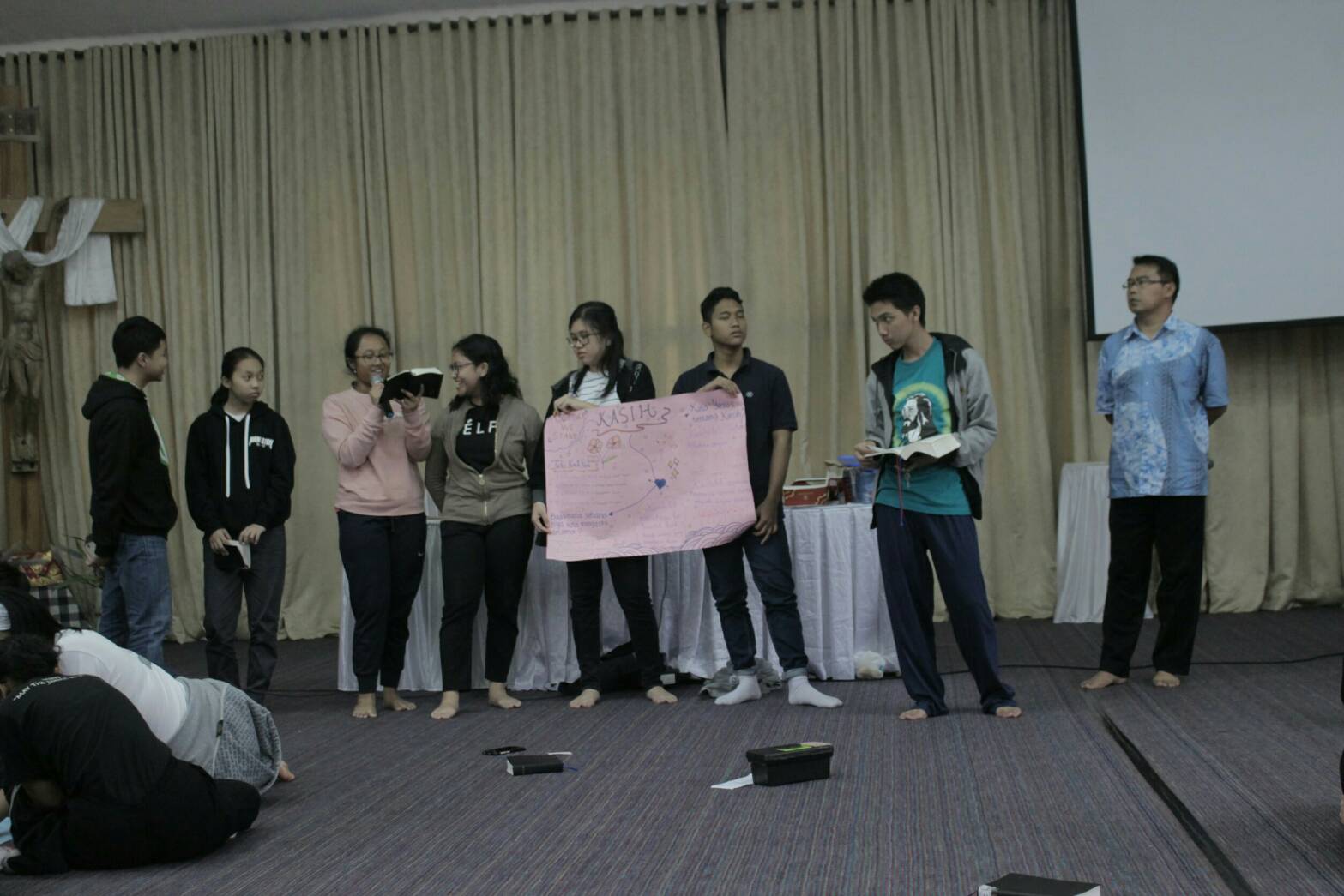 Retret di Sekolah Negeri? [RETRET Katolik SMAN 68 Jakarta]