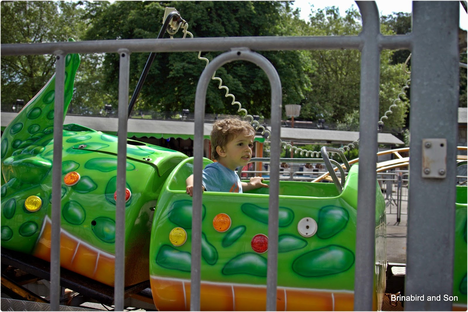 Brina Bird, the Wee Man and the Diva: Clifton Park, Rotherham