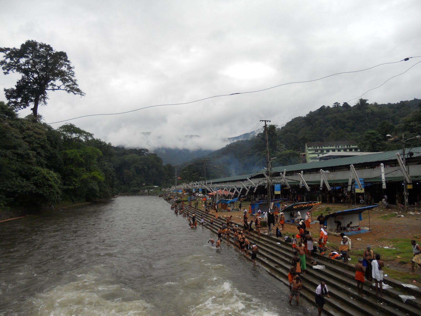 wallpapers name: Pamba Nadhi in Kerala ( Shabarimala )