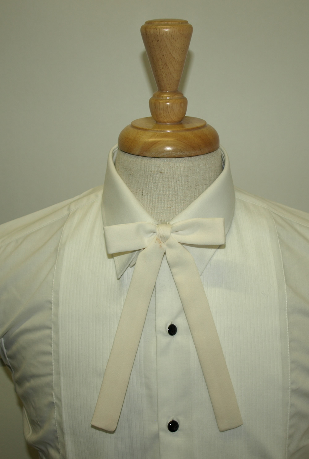 Lido Ties, Makers Of Ties And Accessories