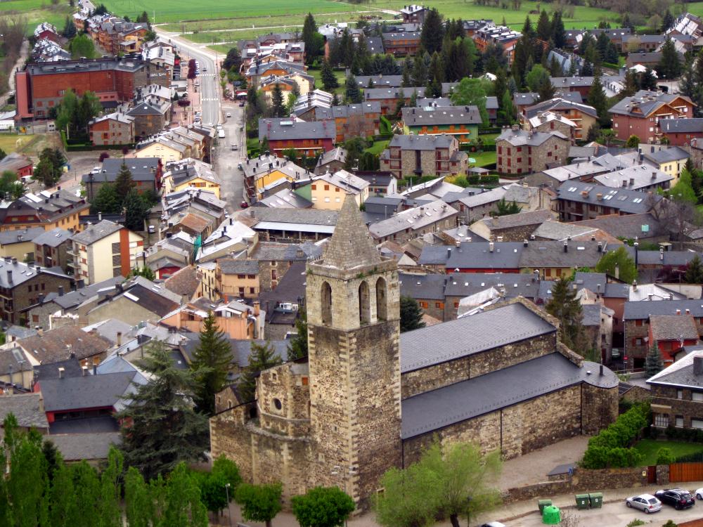 LLIVIA ~ Beautiful places of Barcelona and Catalonia