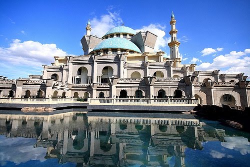Masjid Tercantik Di Malaysia - Syurga Itu Indah
