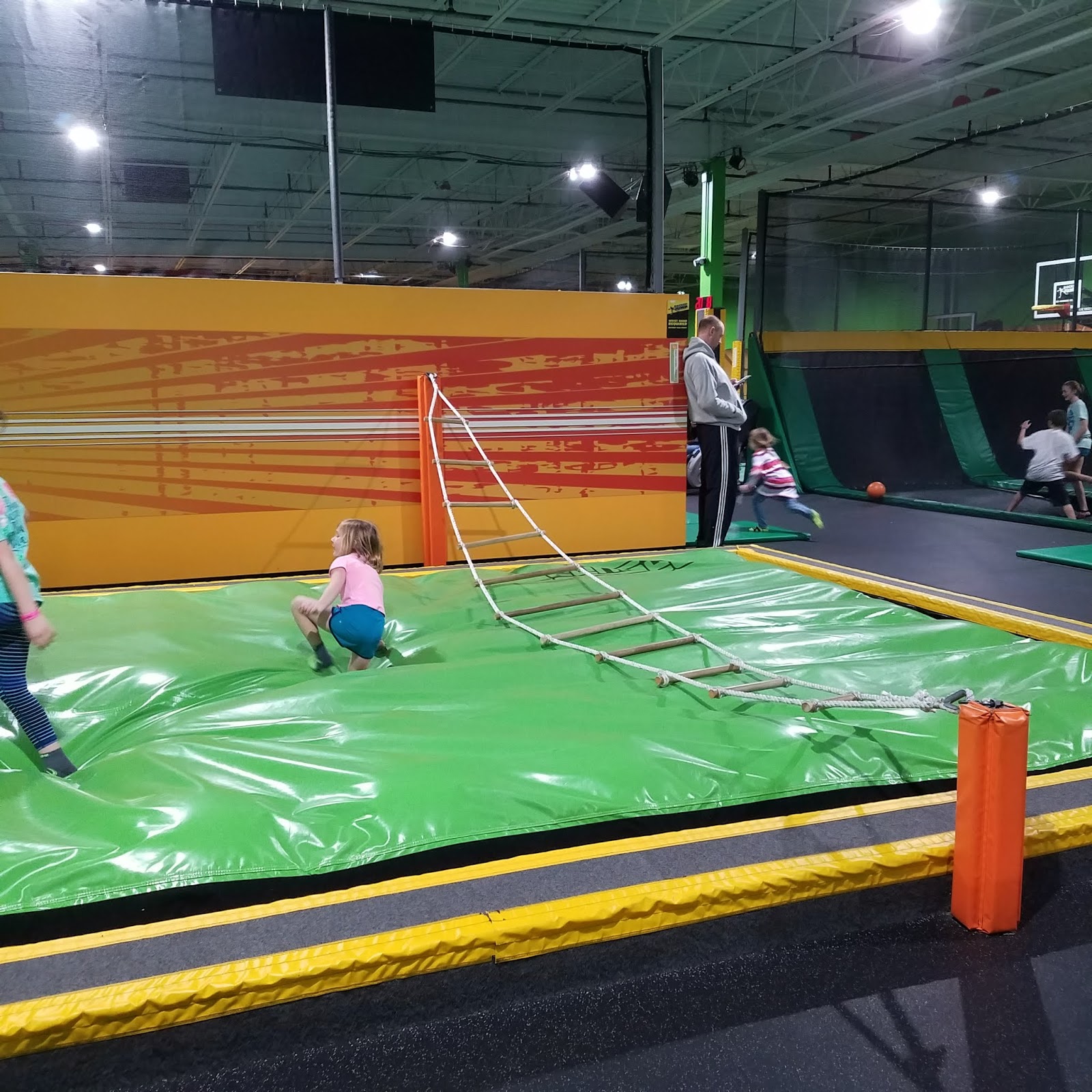 Play St. Louis: Rockin' Jump Trampoline Park, Shrewsbury