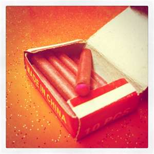 JENIS JENIS MERCUN: JENIS MERCUN