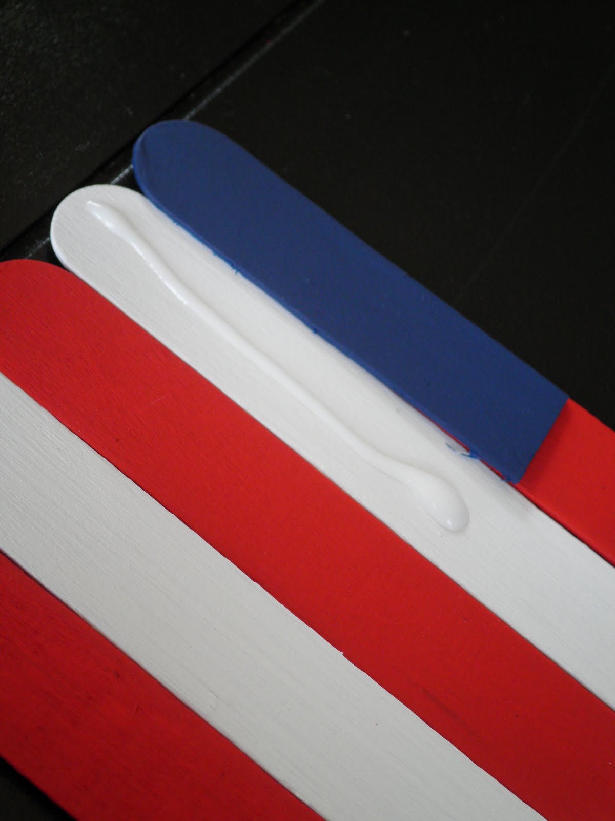 {blast from the past} popsicle stick flags ~ tutorial