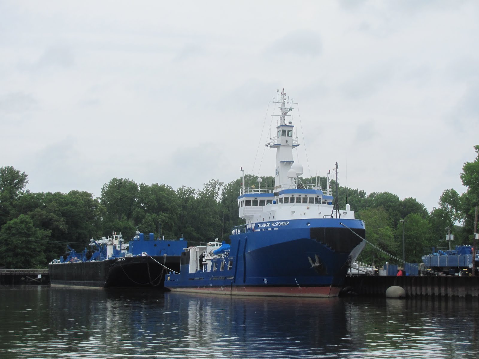 Cruising on M/V Monarch: May 14-15, 2012 - Chesapeake City, MD