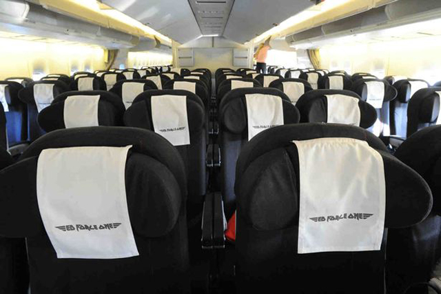 Ed Force One: vídeos mostram o interior do avião do Iron Maiden