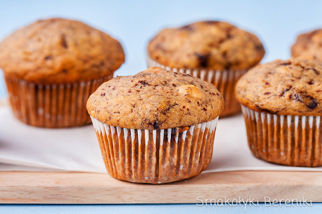 Muffiny bananowe z czekoladą i orzechami | Smakołyki Bereniki