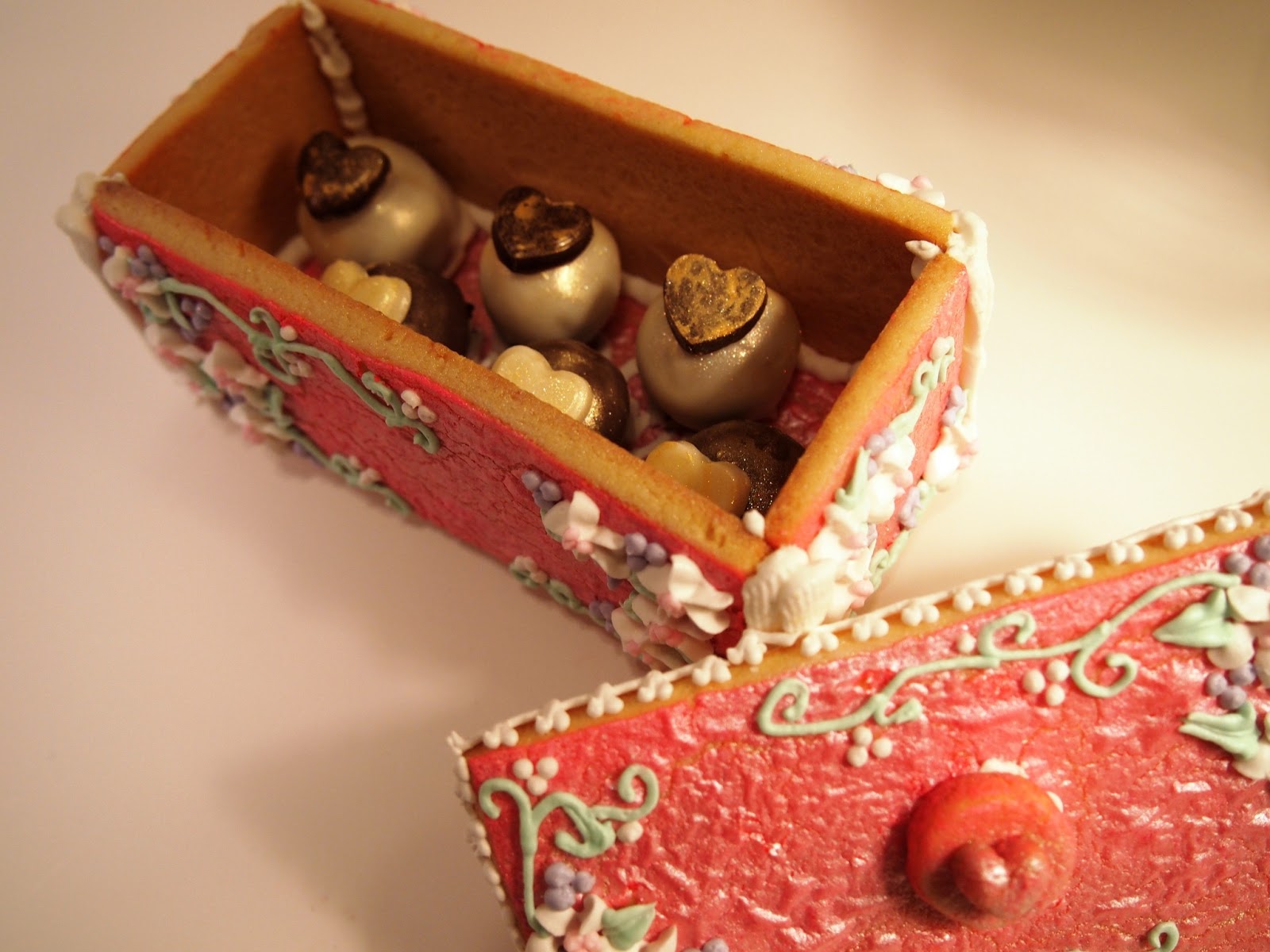 Something Sweet: Cookie Box Tutorial