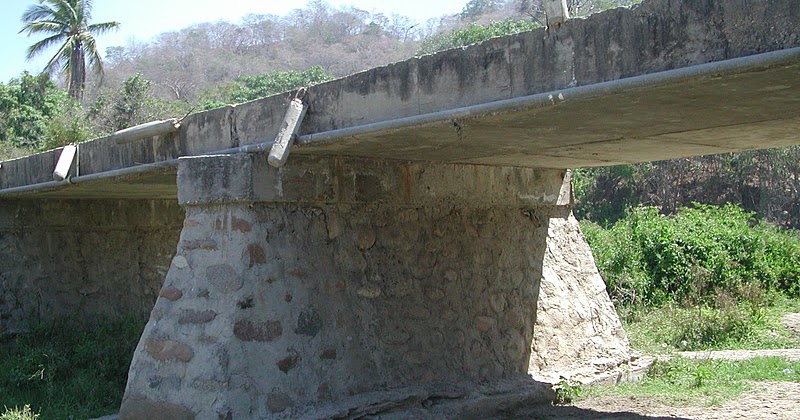 Bridge of the Week: Mexico's Bridges: Puente cerca de La Lima (2)