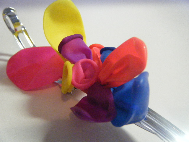 The Simple Craft Diaries: Water Balloons Barrette