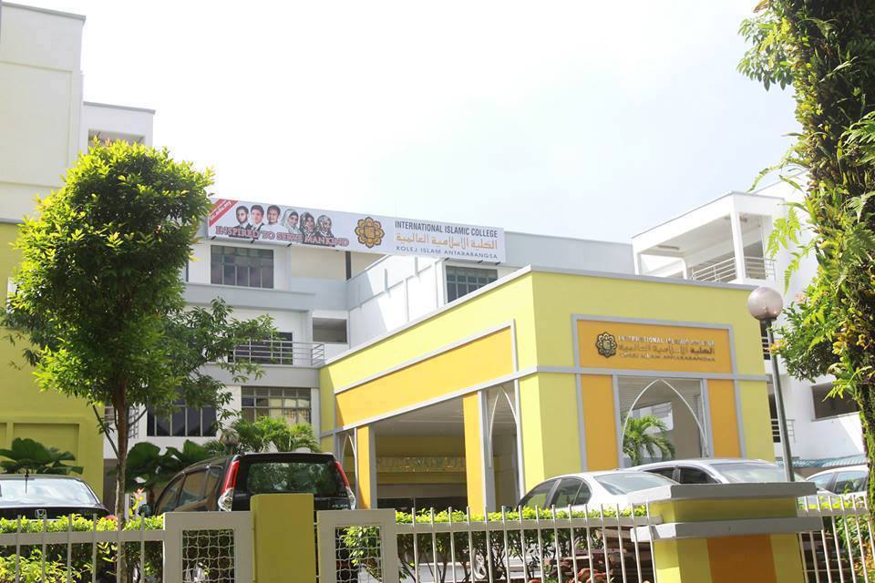 Story of life. .: JOM MASUK IIC