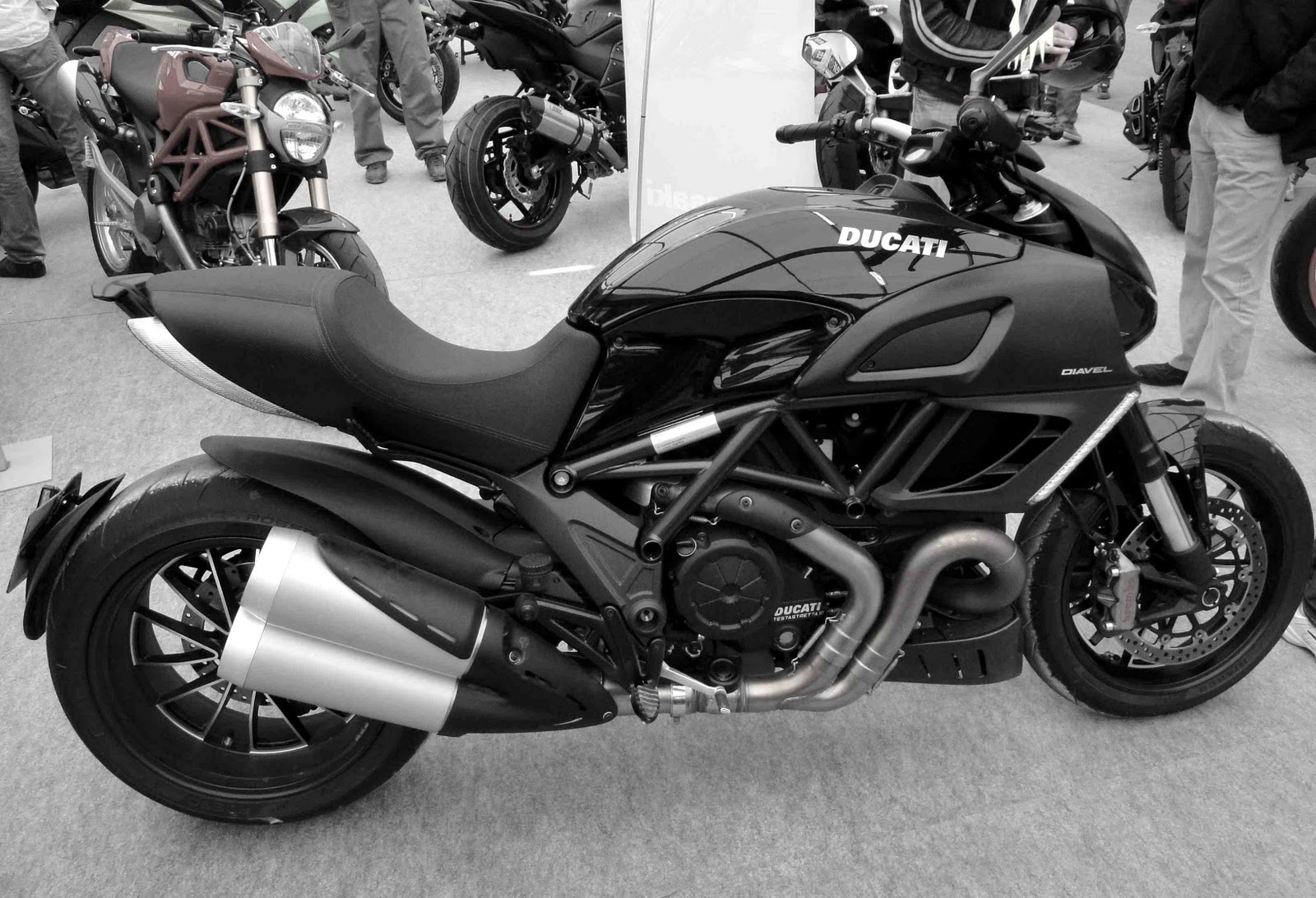 Total Motorcycle: Ducati Diavel
