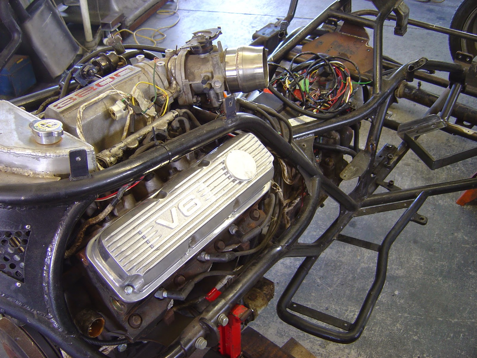 Custom and Chopper Motorcycles and Parts: Holden V6 Trike Build