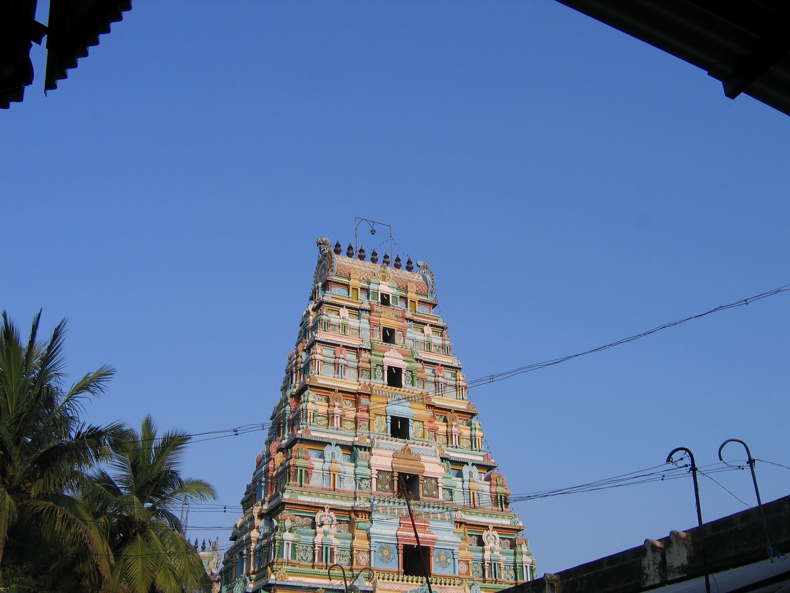Temple, Travel and Sport: Punnai Nallur Mariamman Temple