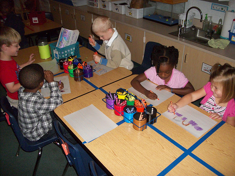 Mrs. Heather and Ms. Damita's Pre-K: This week's small groups...