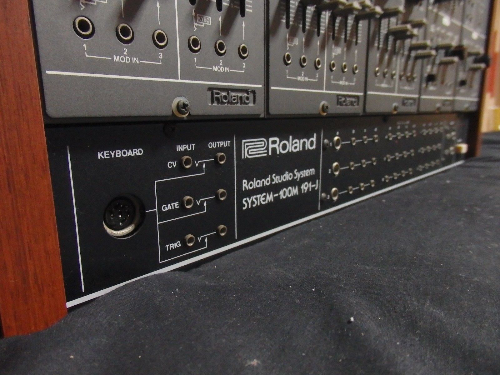 MATRIXSYNTH: Vintage Roland System 100M Modular Synthesizer